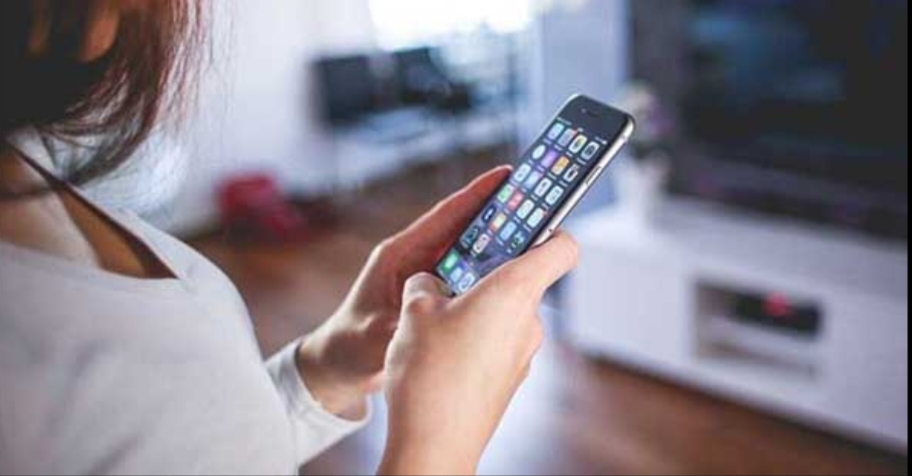 How to remotely check another phone's messages? - Vents Magazine