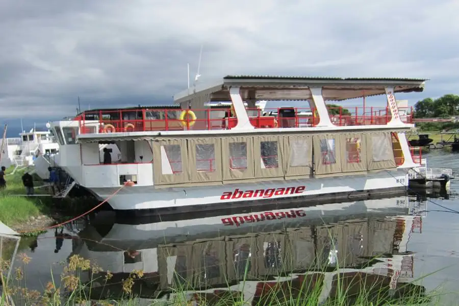 Binga Houseboat: Your Ultimate Guide to Lake Kariba's Hidden Gem ...